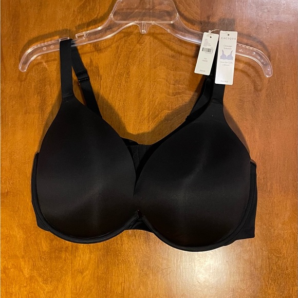 Cacique | Intimates & Sleepwear | Cacique 46dd Black Plunge Bra | Poshmark